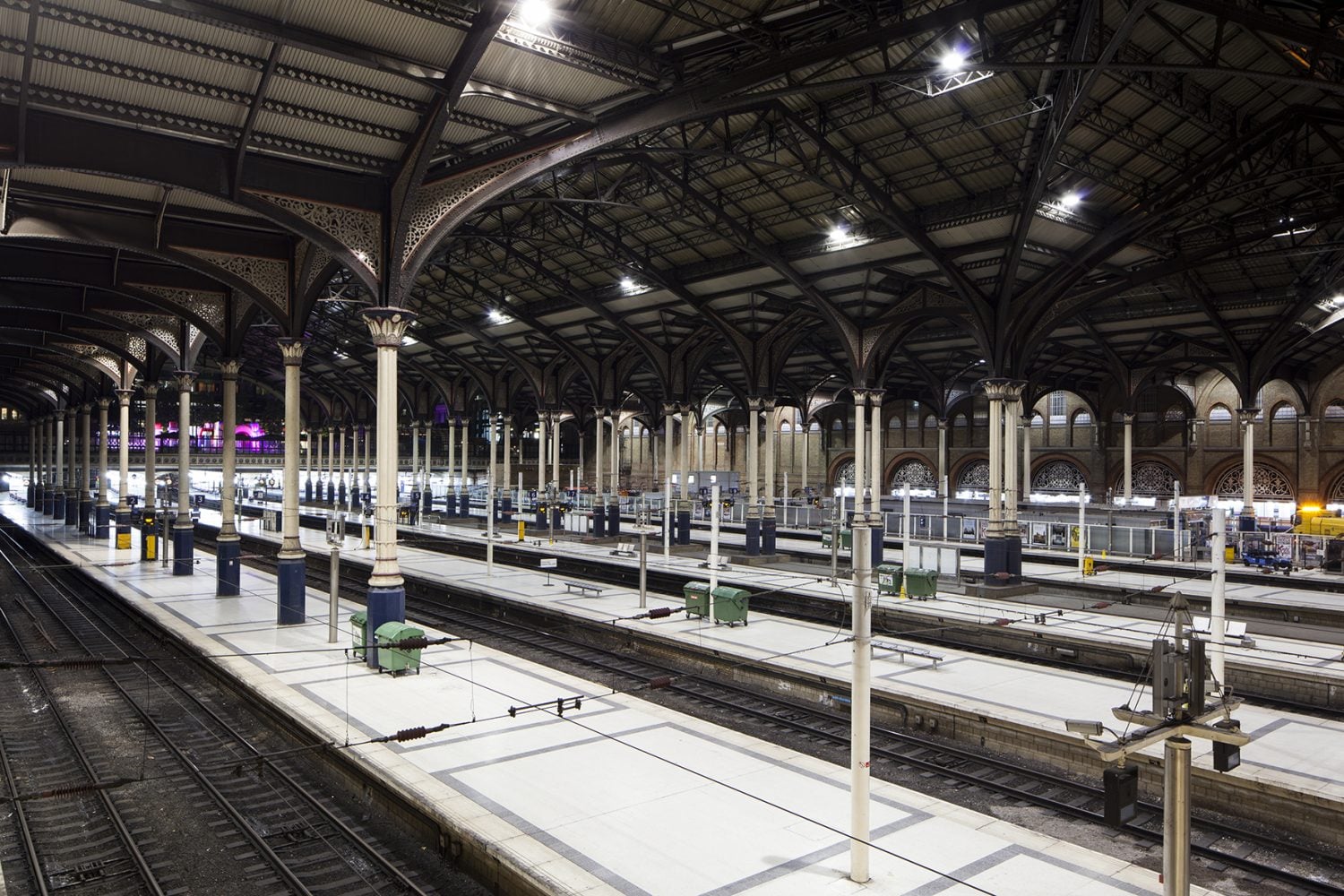 LED Lighting for Train Station Platforms